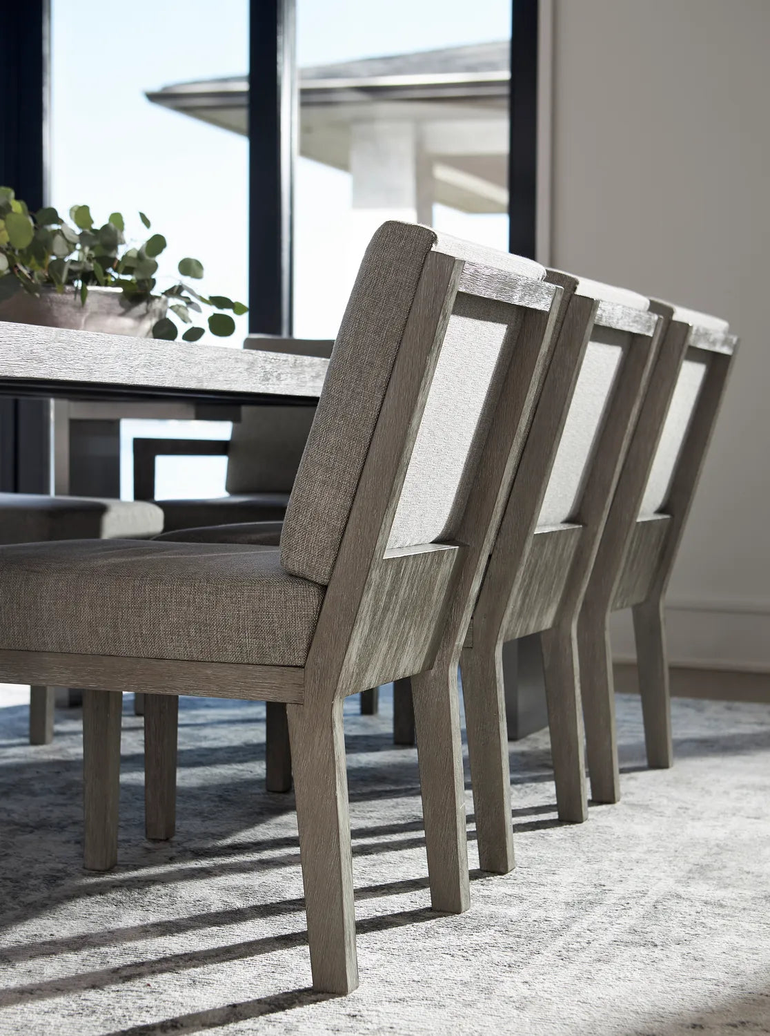 Finishes | Custom Dining – Bernhardt